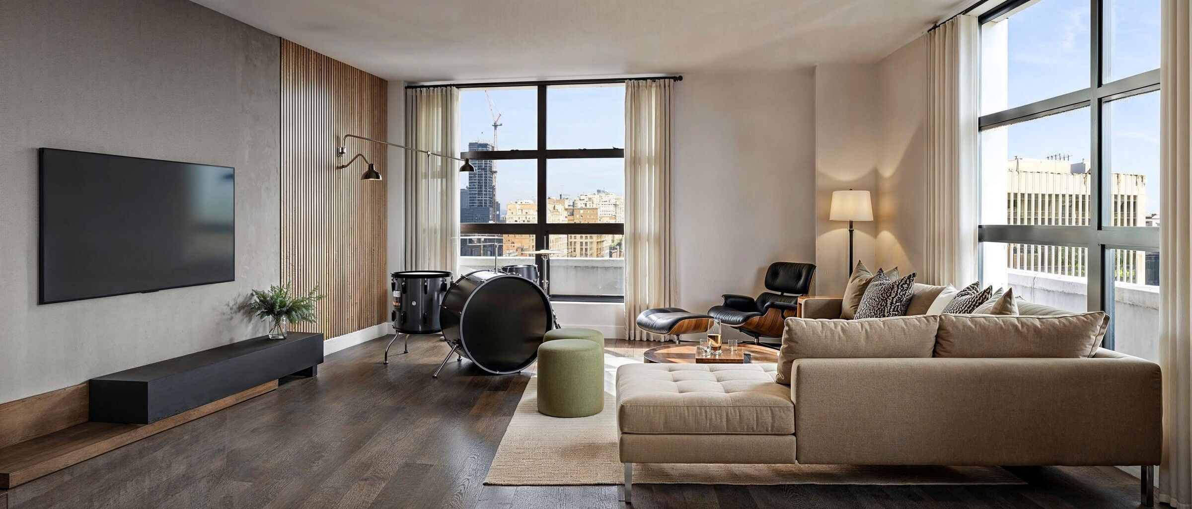 Modern Neutral Transformation | Decorilla