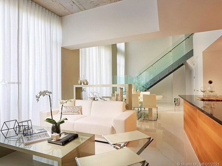 Cozy & Clean Traditional Home Transformation | Decorilla