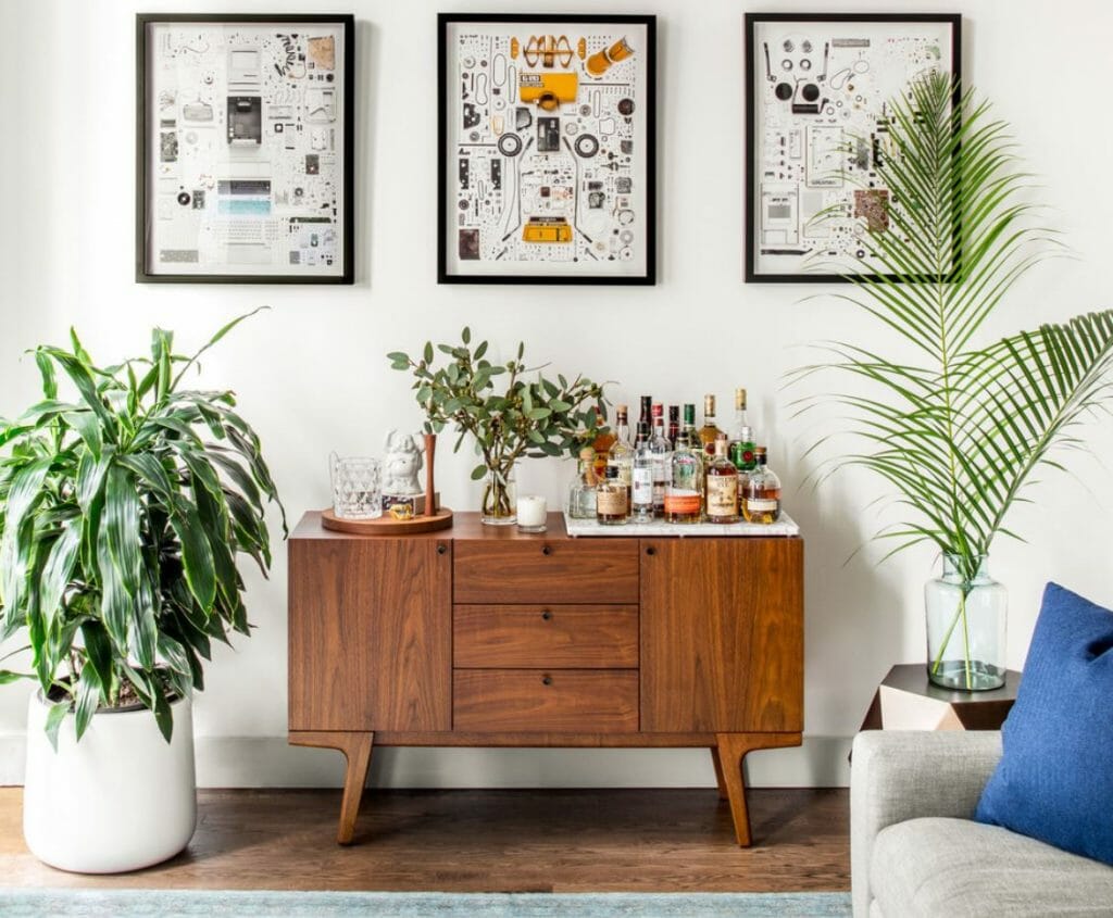 How To Choose The Right Bachelor Pad Art For Your Space | Decorilla